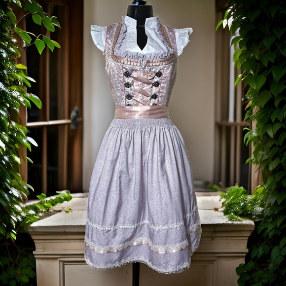 Molliwater | Dresses | New Medium Oktoberfest Lavender Purple Jacquard ...